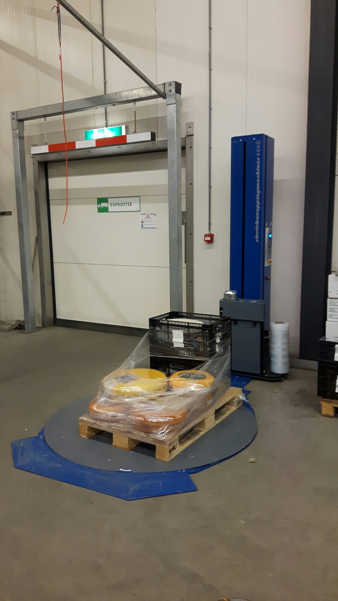 Plana draaiplateau-wikkelmachine - Eeden Verpakkingsmachines